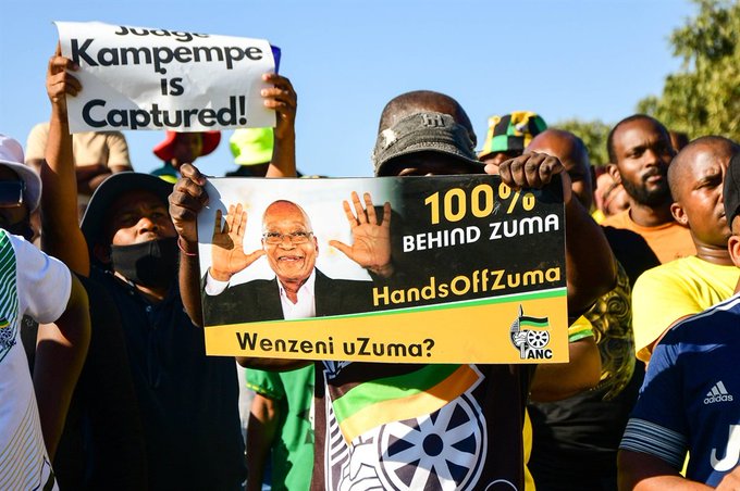 Supporters Gather, Judge Signs Zuma Prison Warrant - The Bulrushes