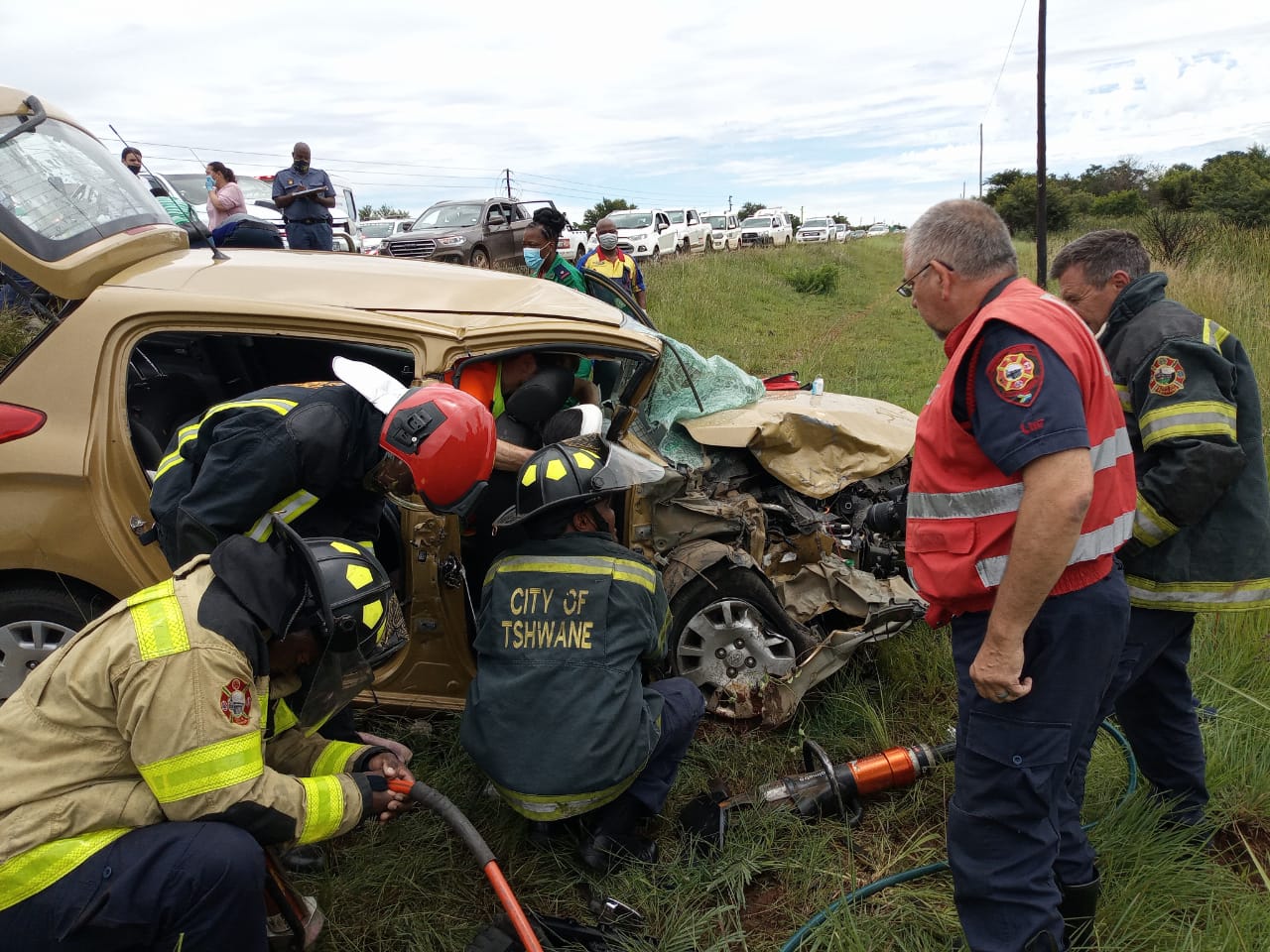 Moloto Road Boxing Day Crash, 1 dead, 8 Injured - The Bulrushes
