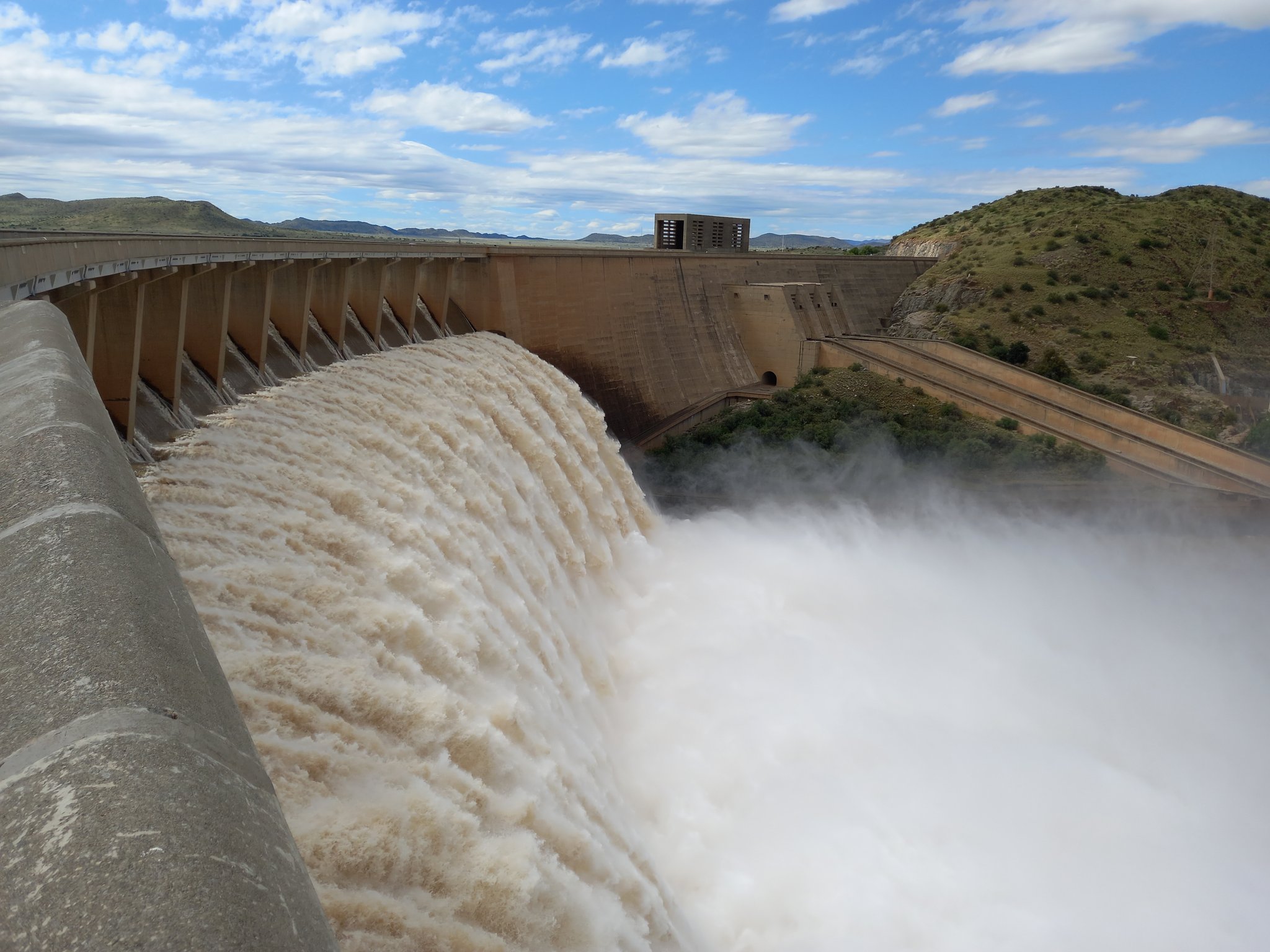 Thanks To Torrential Rains, South Africa Dam Levels Rise - The Bulrushes